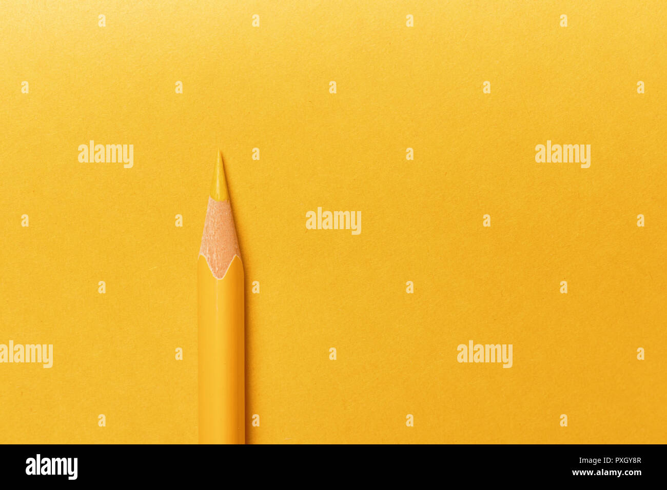 Pencil and yellow hi-res stock photography and images - Alamy