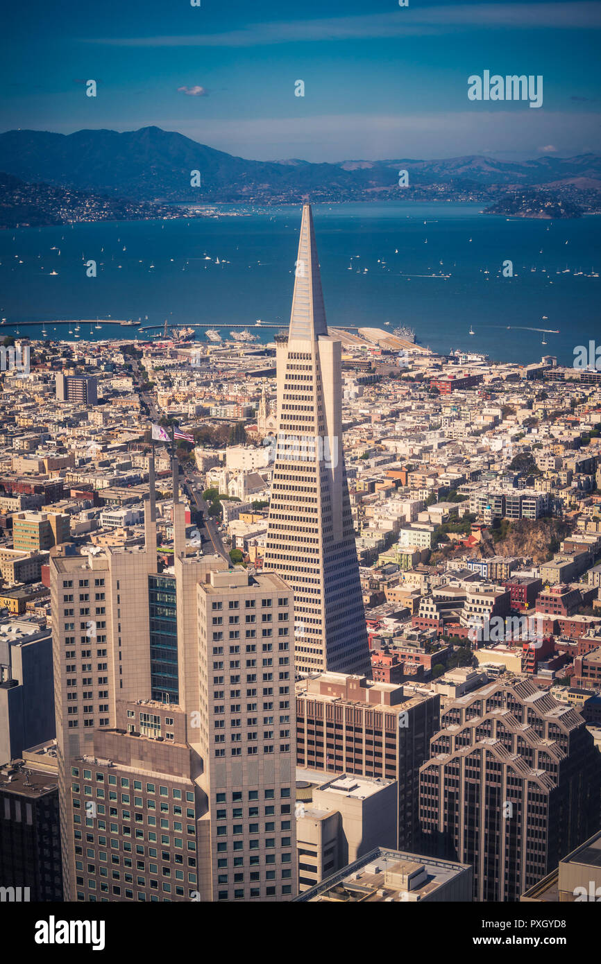 Salesforce tower san francisco hi-res stock photography and images - Alamy