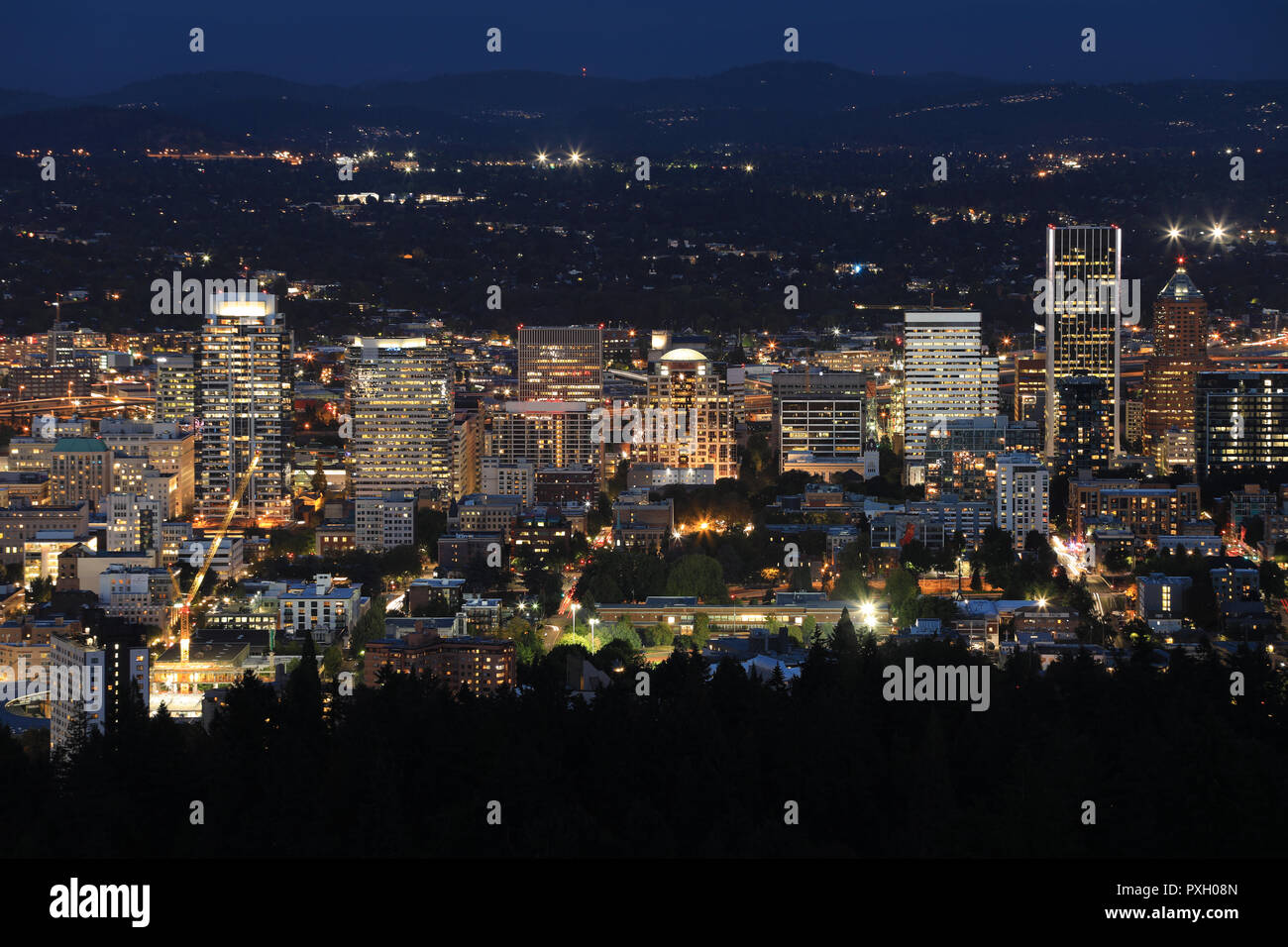 An aerial night view of Portland, Oregon Stock Photo - Alamy