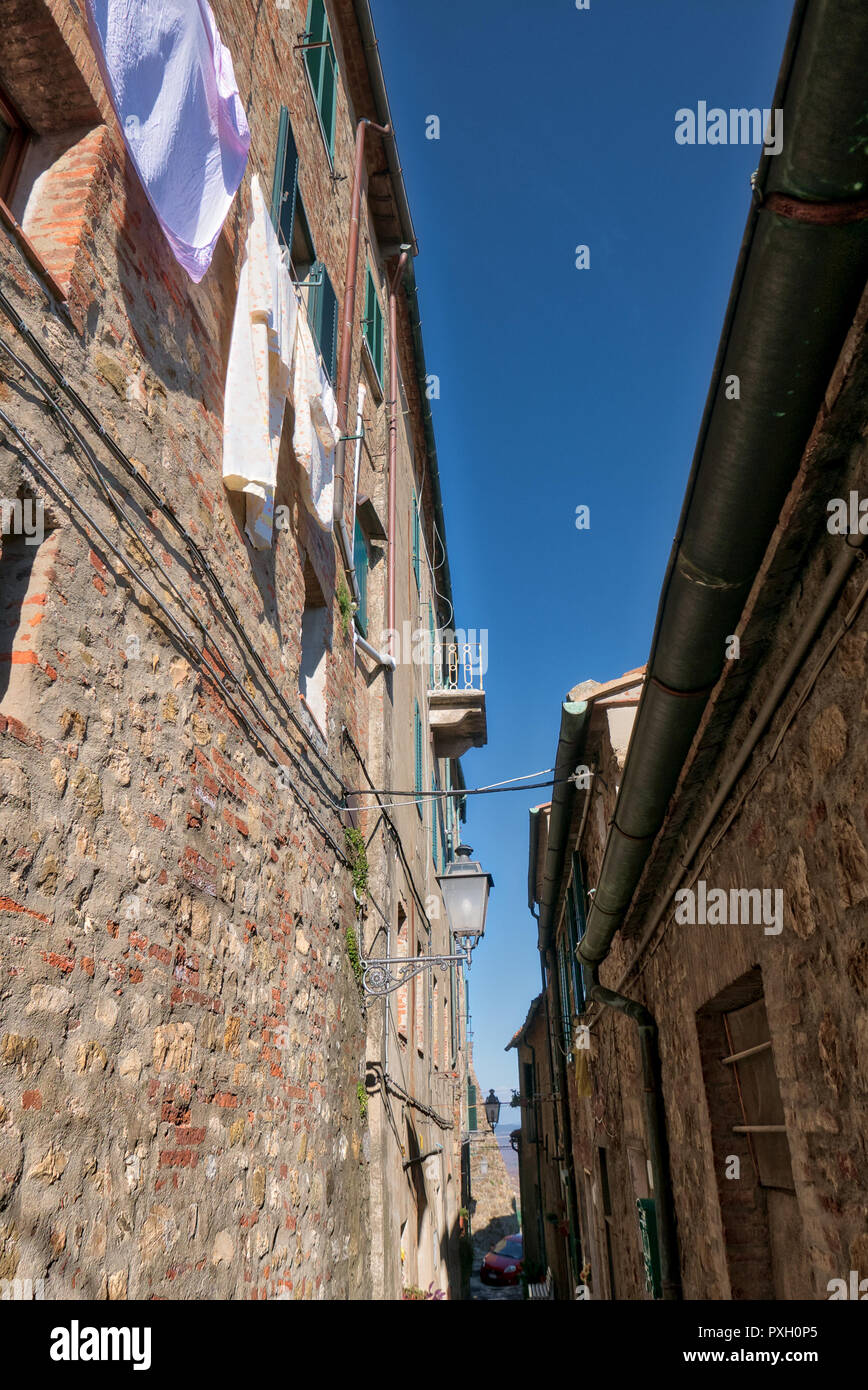 Chiusdino Village High Resolution Stock Photography and Images - Alamy