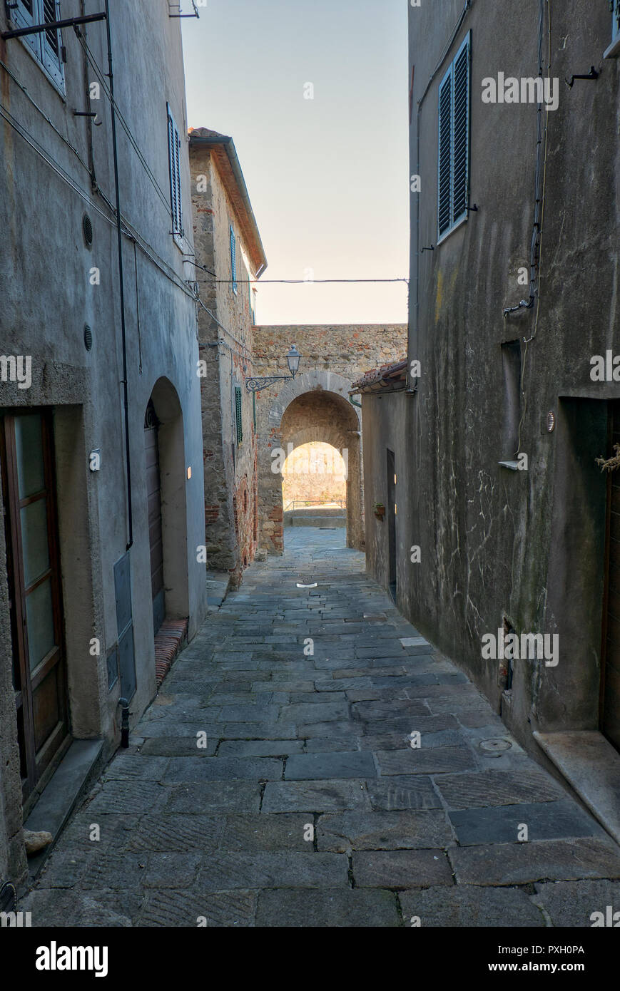 Chiusdino village hi-res stock photography and images - Alamy