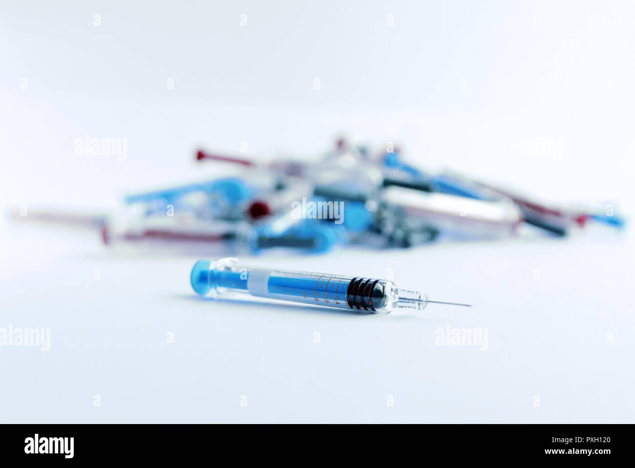 Heparin syringes hi-res stock photography and images - Alamy