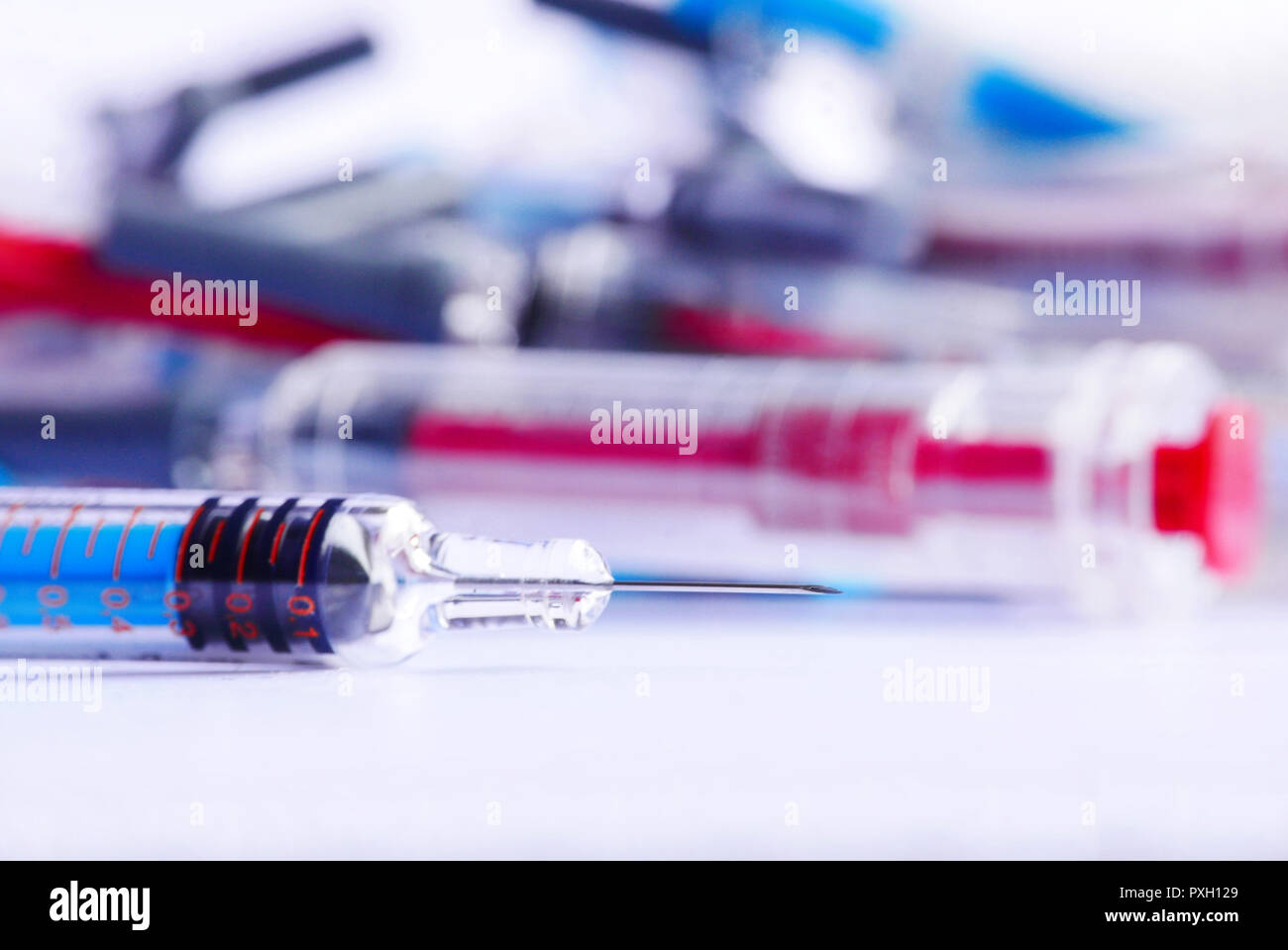 Heparin injection hi-res stock photography and images - Alamy