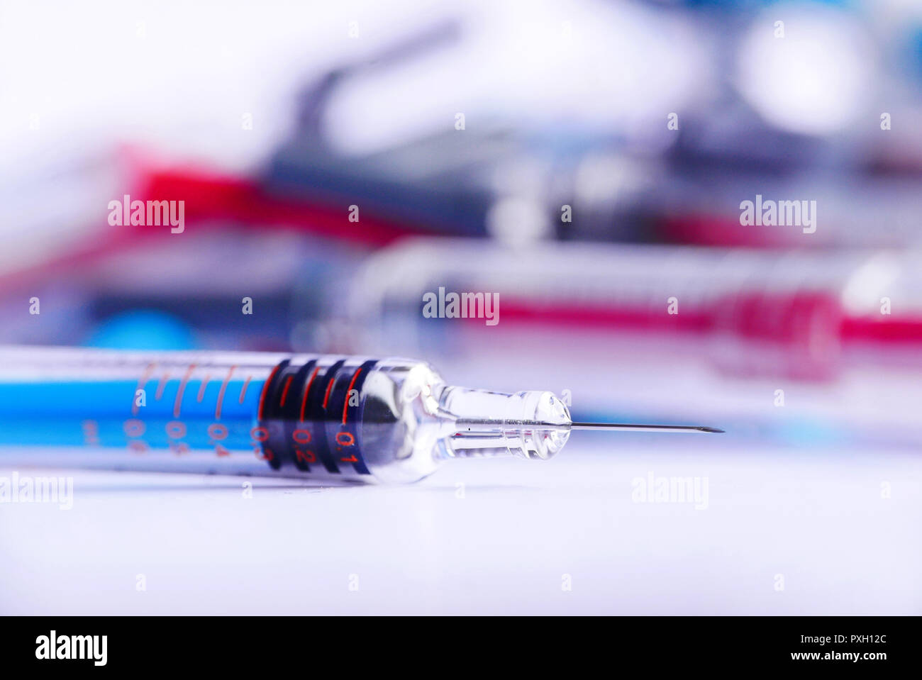Adrenaline injection hi-res stock photography and images - Alamy