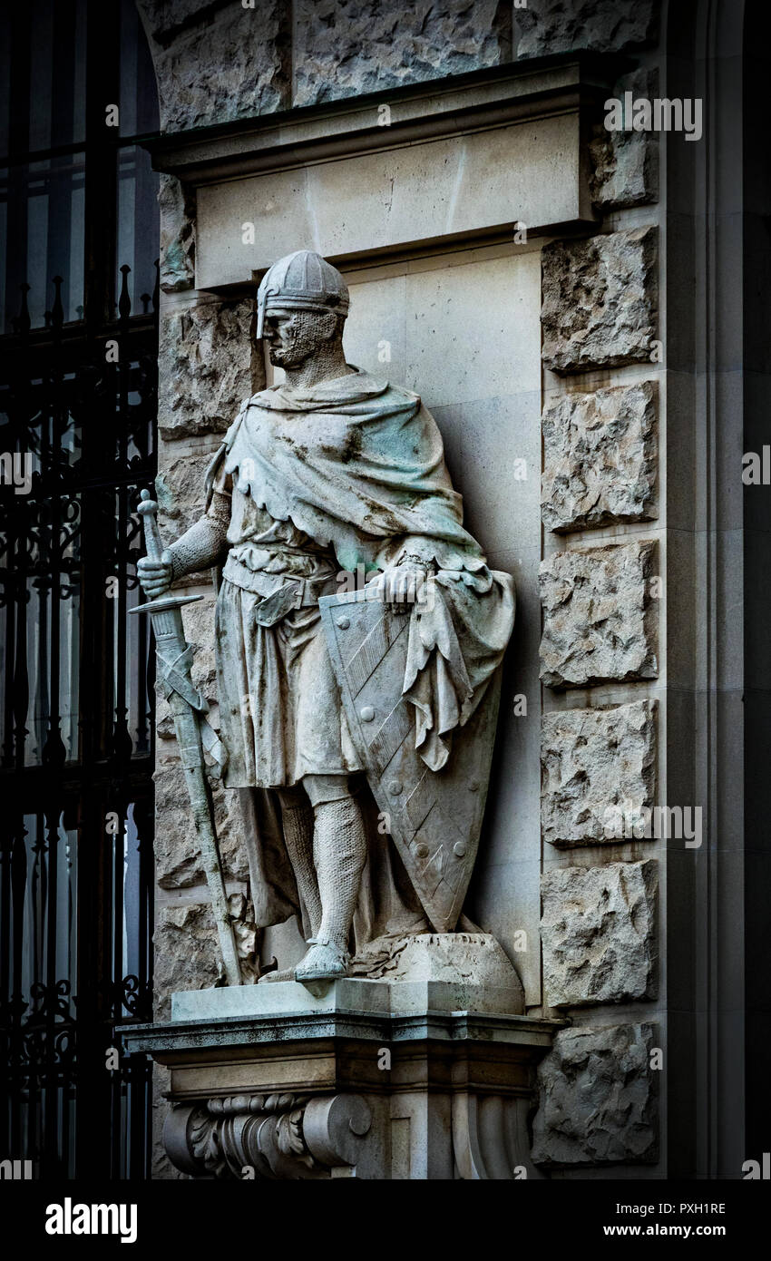 Statues adorning the facade of the Austrian National Library Stock ...