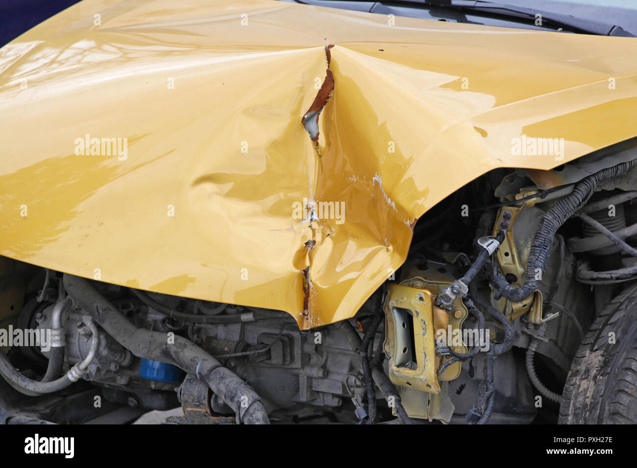 Bended metal damage after car crash collision Stock Photo - Alamy