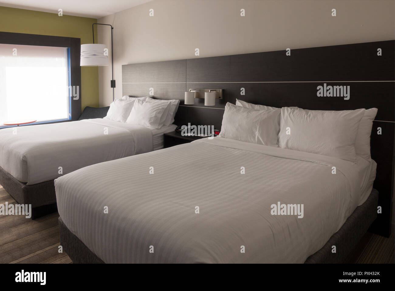 Holiday inn express room hi-res stock photography and images - Alamy