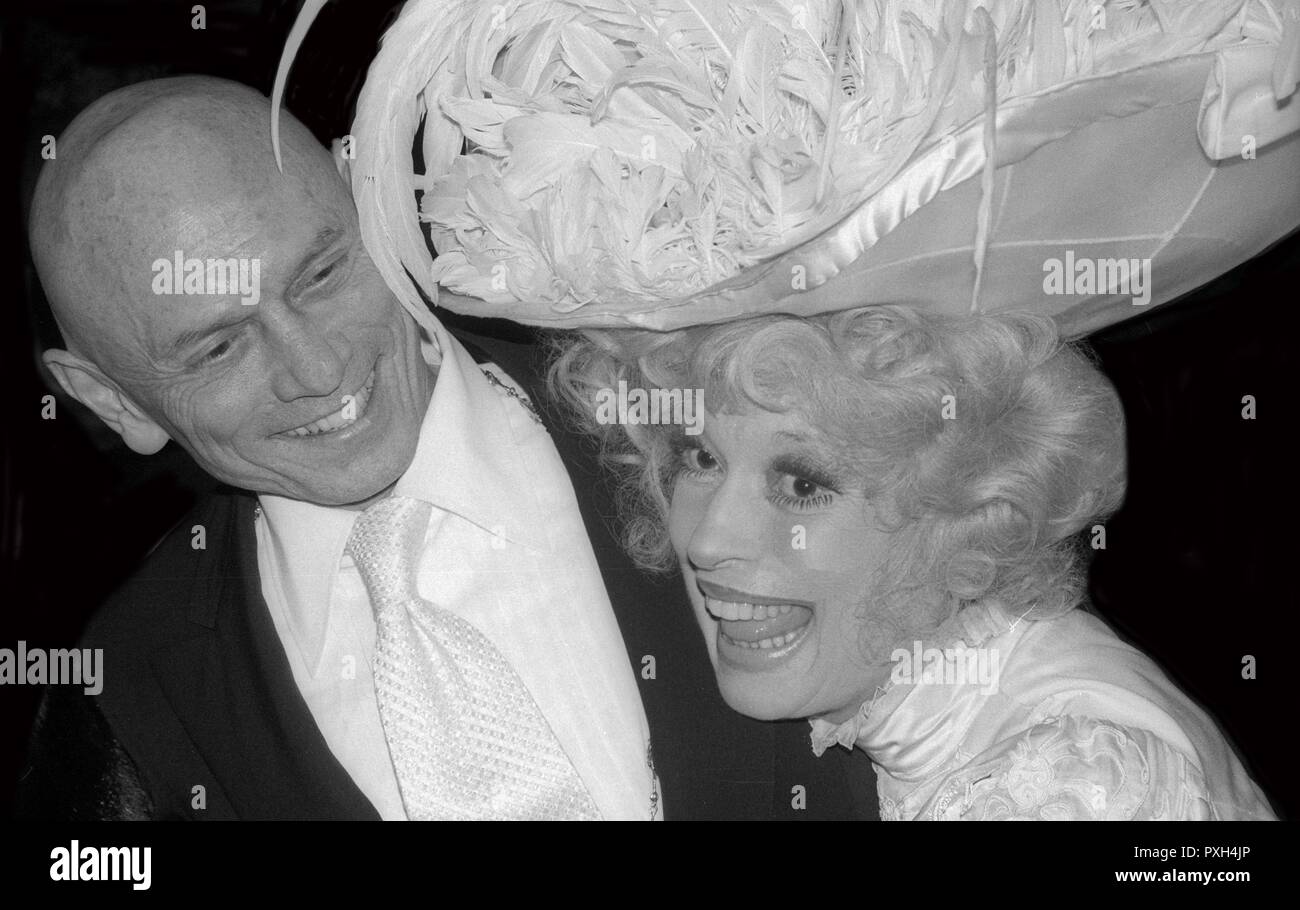 Carol channing and hello, dolly! hi-res stock photography and images ...