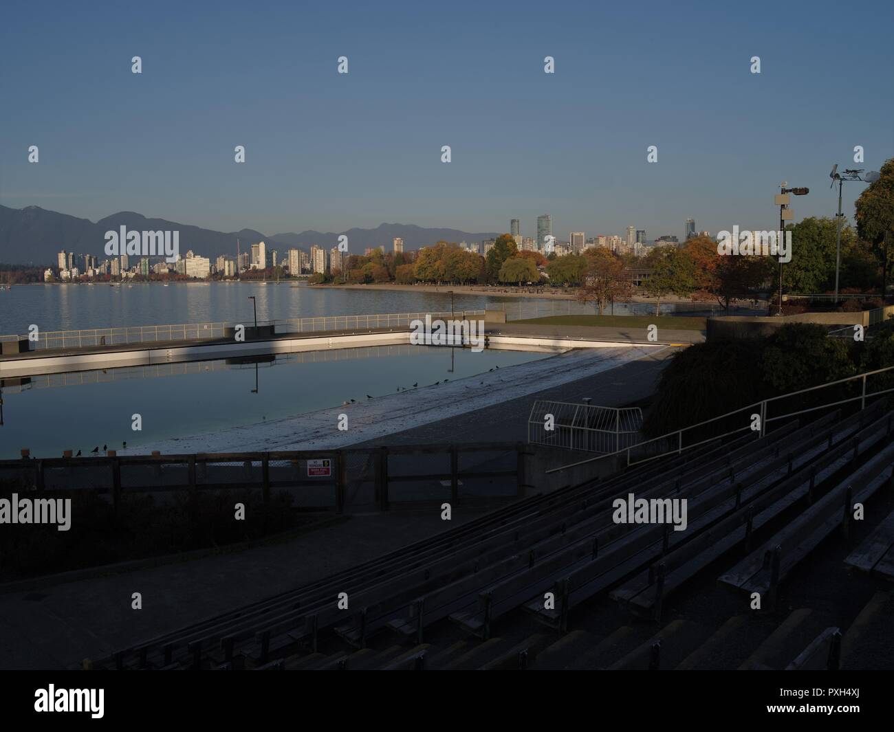 Kitsilano pool vancouver hi-res stock photography and images - Alamy