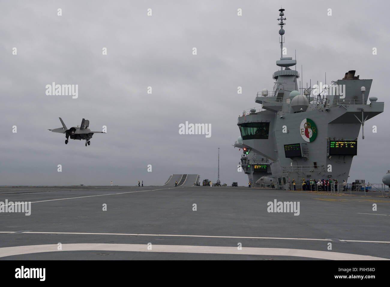 F-35 Pax River Integrated Test Force test pilots, Royal Navy Commander ...