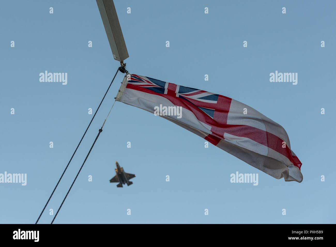Royal Navy Commander Nathan Gray, test pilot with the F-35 Pax River ...