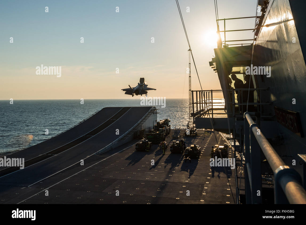 Royal Navy Commander Nathan Gray, test pilot with the F-35 Pax River ...