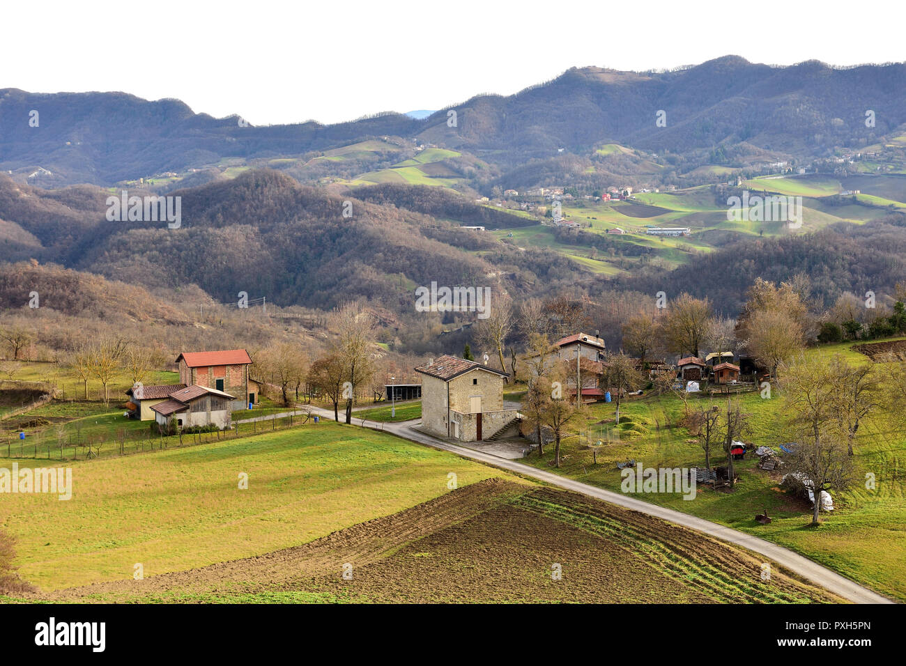 Italian winter countryside Stock Photo - Alamy