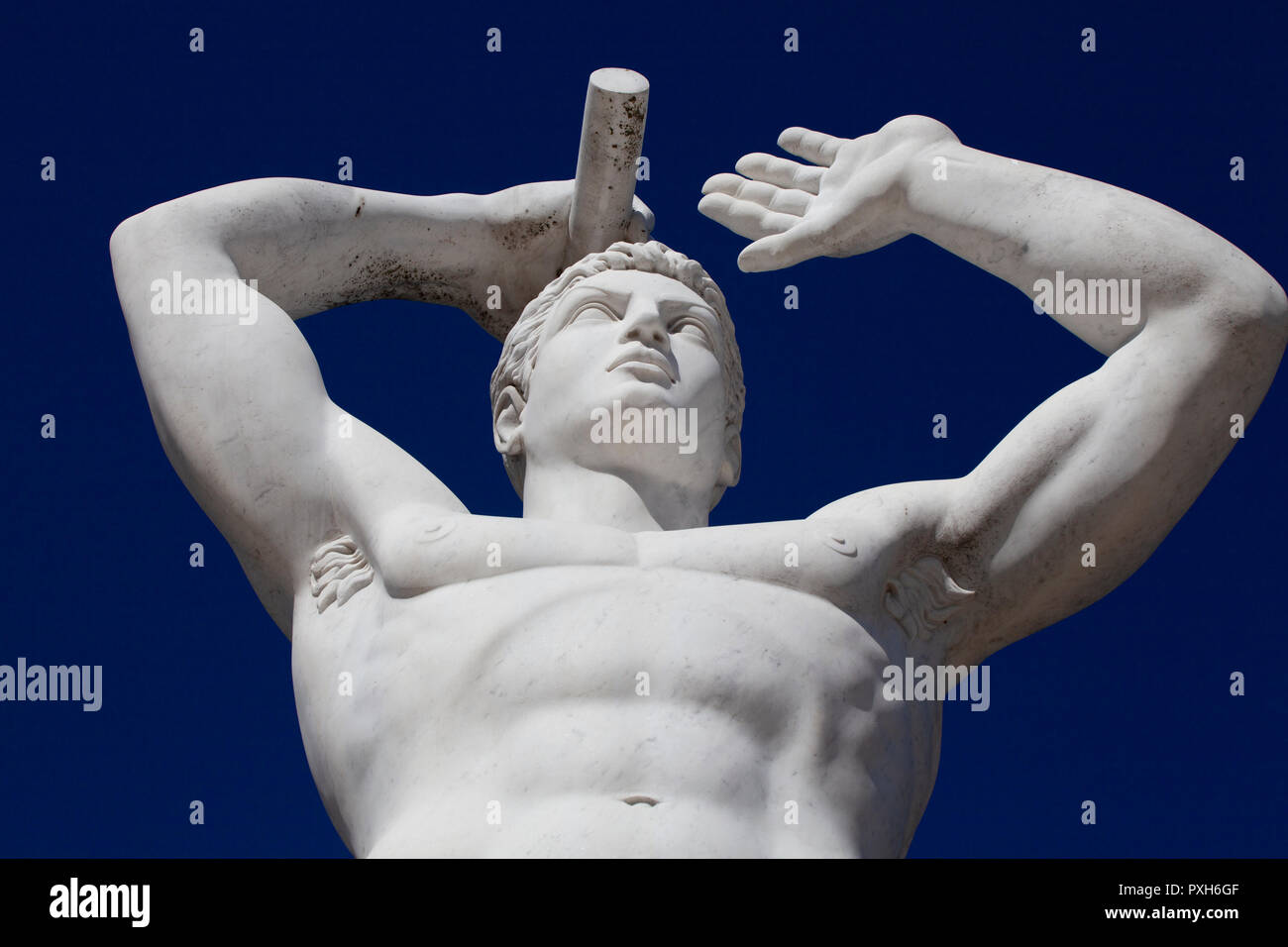 Marble statue of an javelin thrower at the Stadio dei Marmi, Foro ...