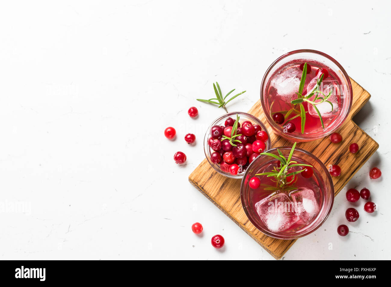 Above view cocktail spices hi-res stock photography and images - Alamy