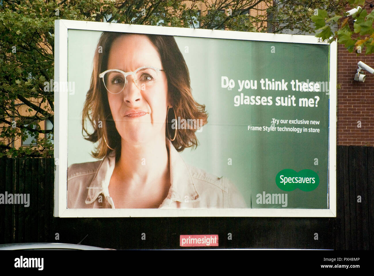Specsavers Ad Dance Clipart