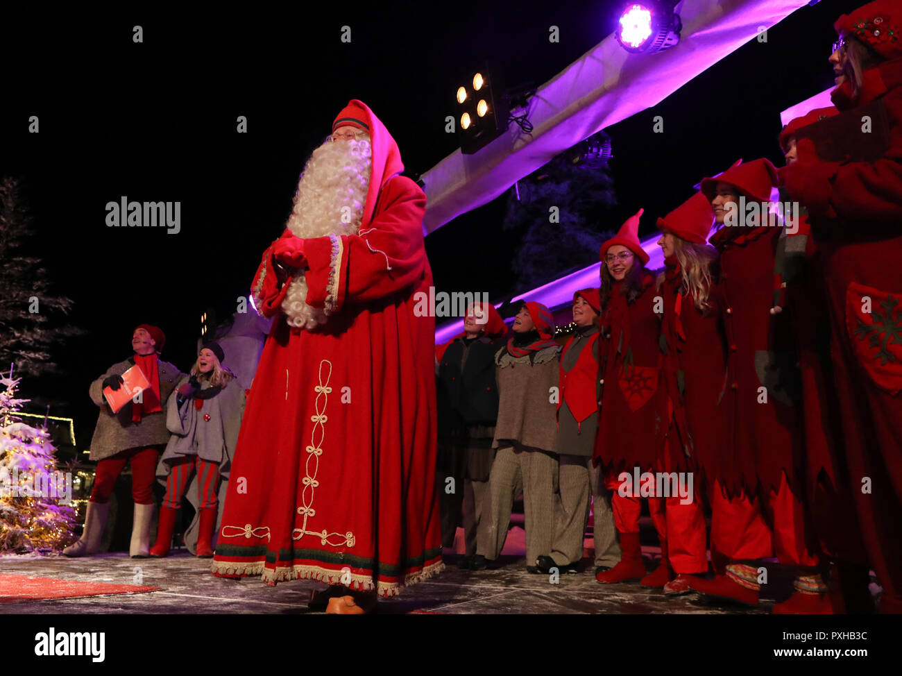 Santa Claus officially opens the Christmas season during a ceremony in ...
