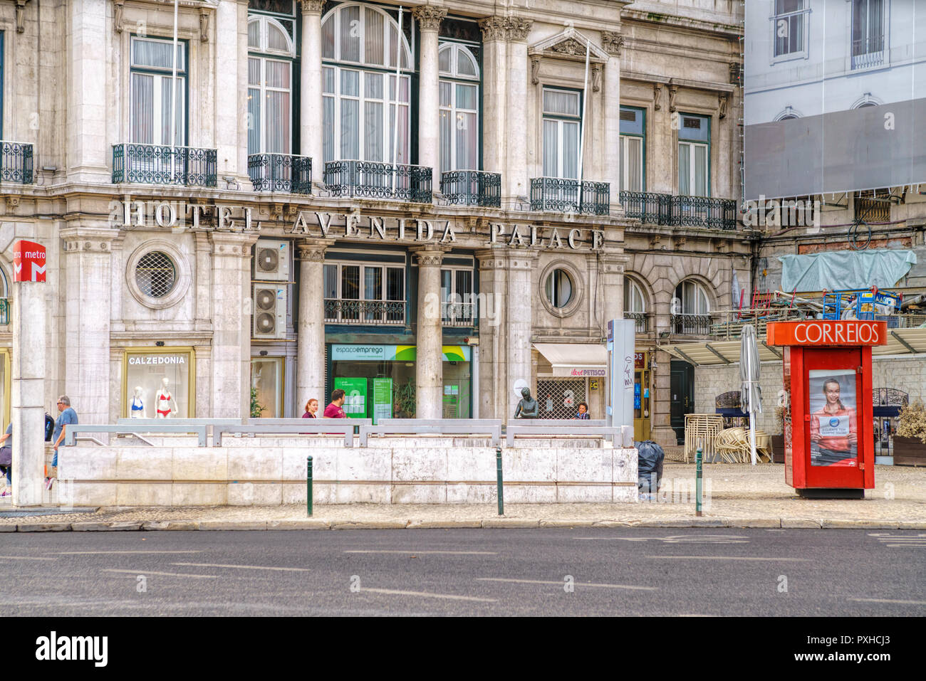 Restauradores Square (Praca dos Restauradores). The historical part of ...