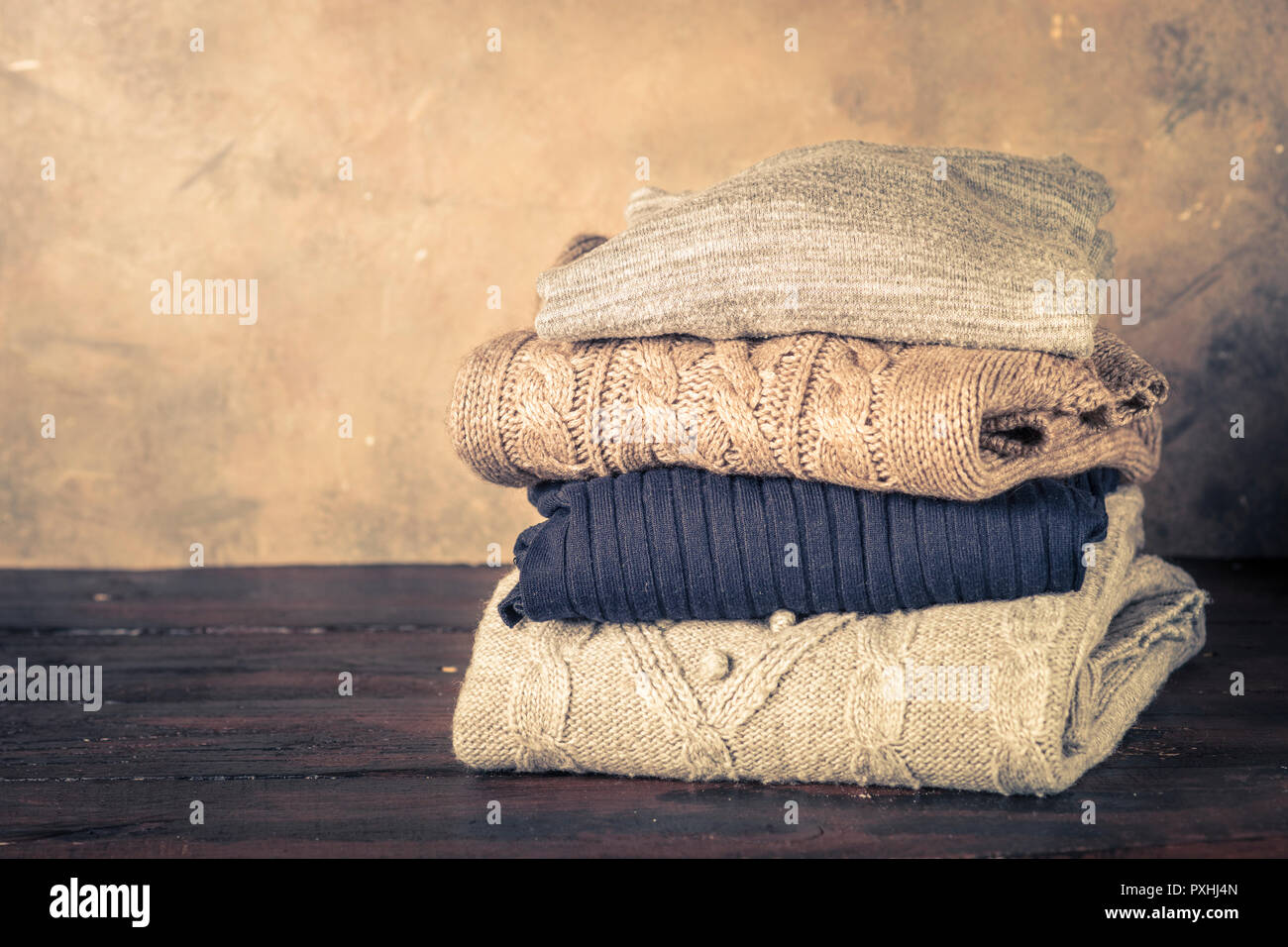 Woven clothes hi-res stock photography and images - Alamy