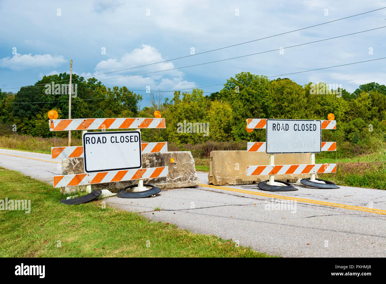 Closed angle hi-res stock photography and images - Alamy