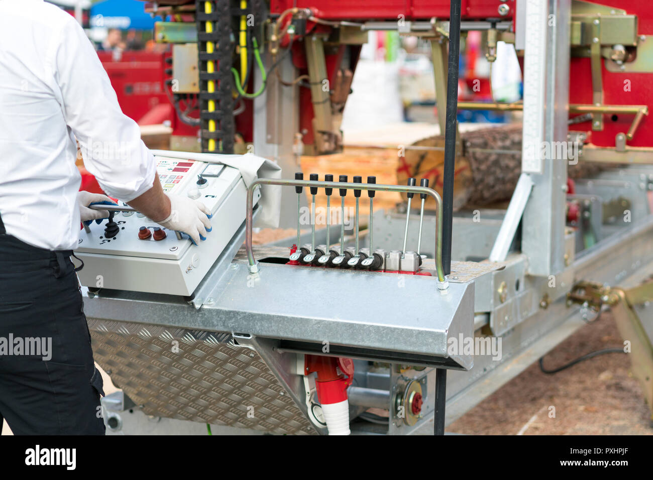 Mantenimiento industrial hi-res stock photography and images - Alamy