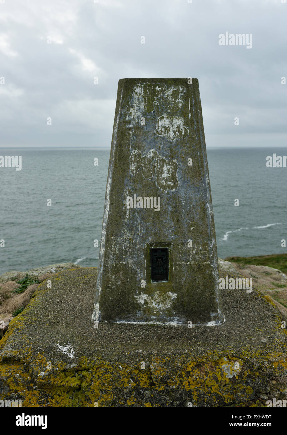 North wales trig point hi-res stock photography and images - Alamy