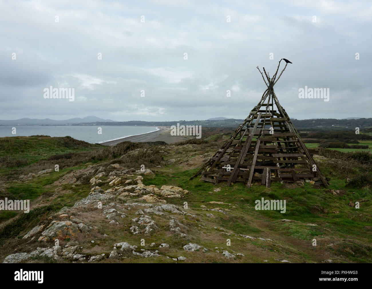 Wigwam shaped structure hi-res stock photography and images - Alamy