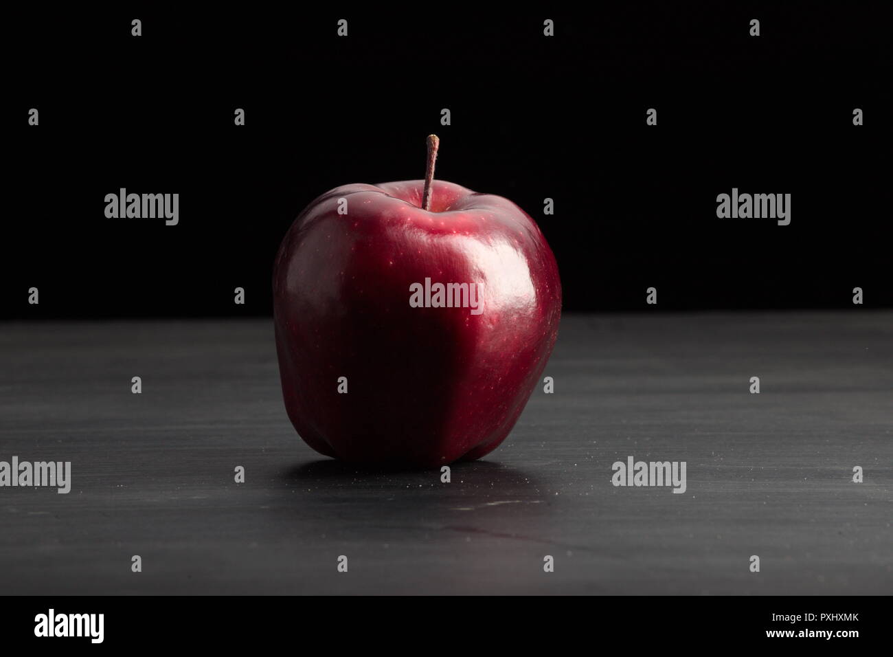 Apple and ice Stock Photo - Alamy