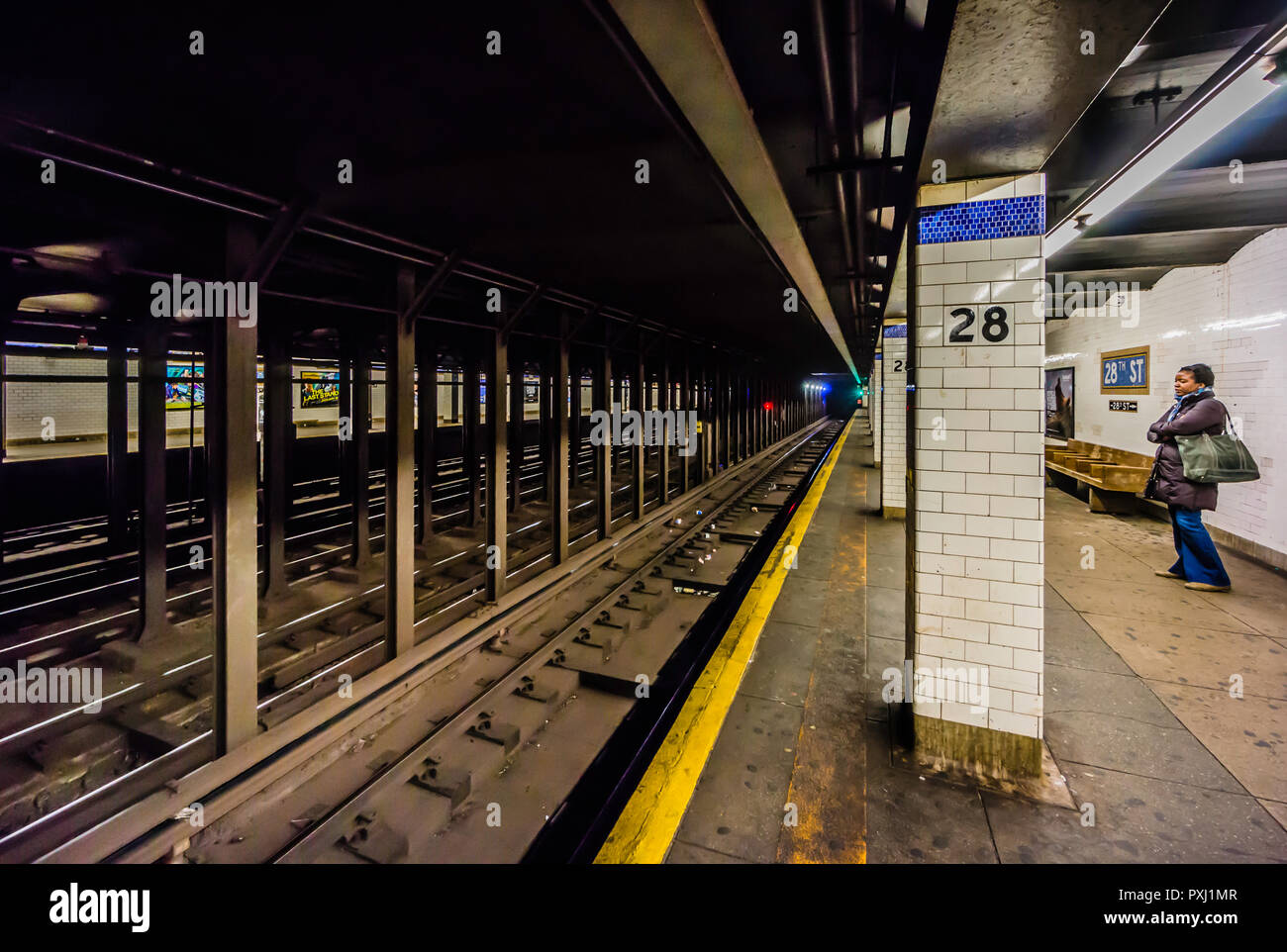 Bmt broadway line hi-res stock photography and images - Alamy