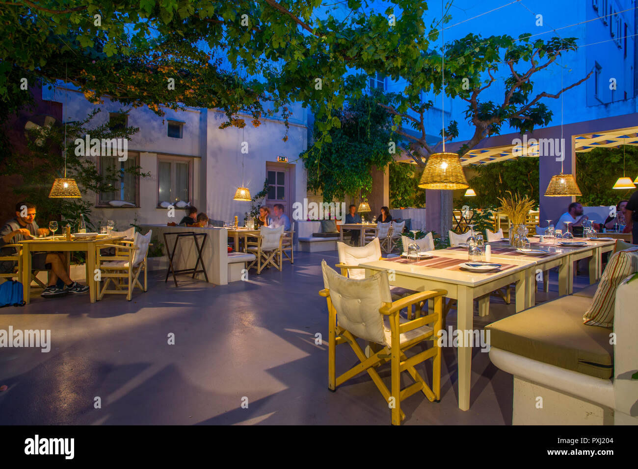 Mikro karavi hi-res stock photography and images - Alamy