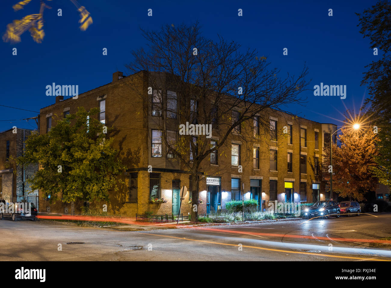 Multi-unit residential buildings in the West Town neighborhood Stock ...