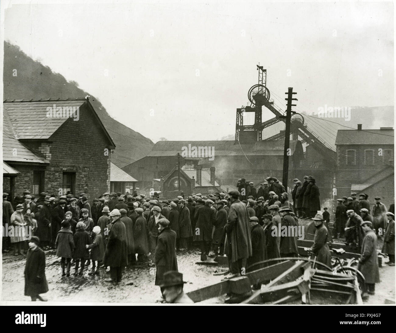 Marine Colliery disaster 1927 Stock Photo - Alamy