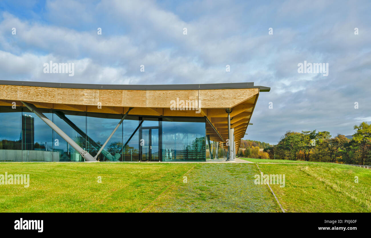 THE MACALLAN DISTILLERY CRAIGELLACHIE MORAY SCOTLAND THE FUTURISTIC ...