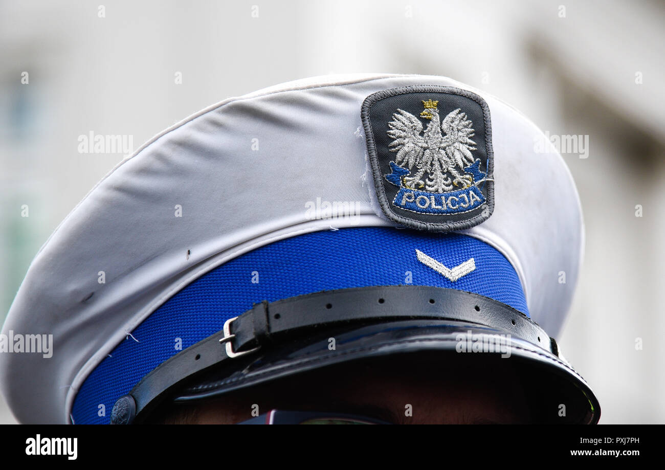 Polish uniform hi-res stock photography and images - Alamy