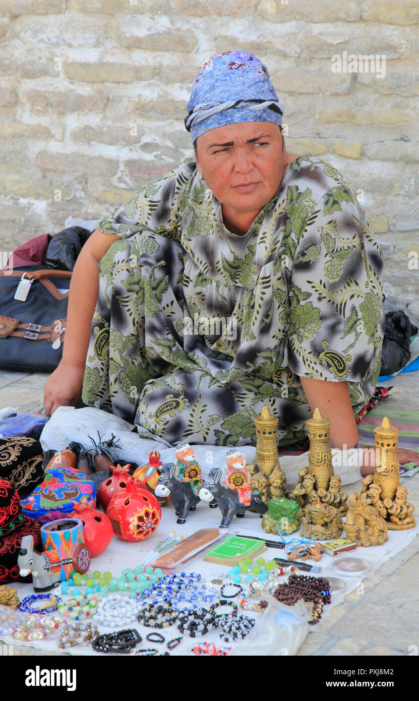 Uzbekistan people shopping hi-res stock photography and images - Alamy