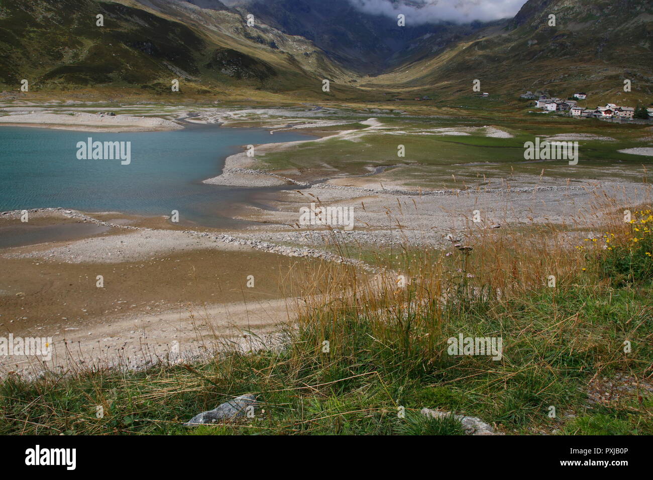 Stausee wasser hi-res stock photography and images - Alamy