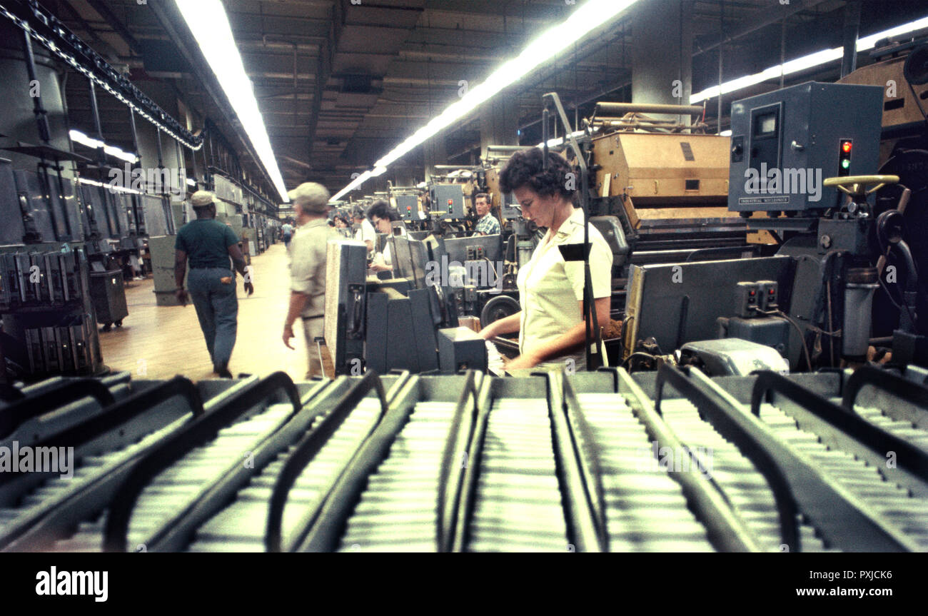 Richmond, VA 1968/05/01 Cigarette factory in 1968 Photo by Dennis Brack ...