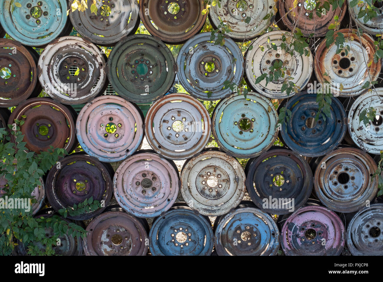Painted car rims hi-res stock photography and images - Alamy