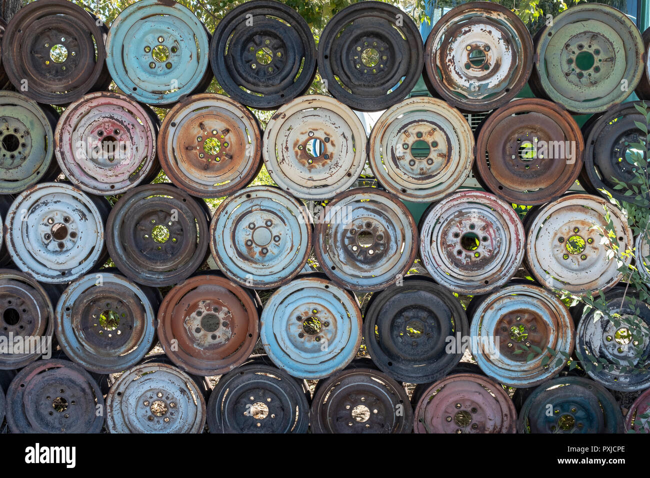 Painted car rims hi-res stock photography and images - Alamy