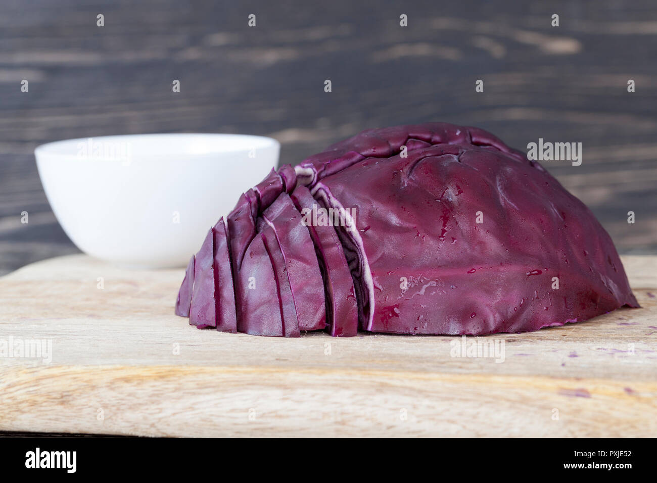 Shredded red cabbage hi-res stock photography and images - Alamy