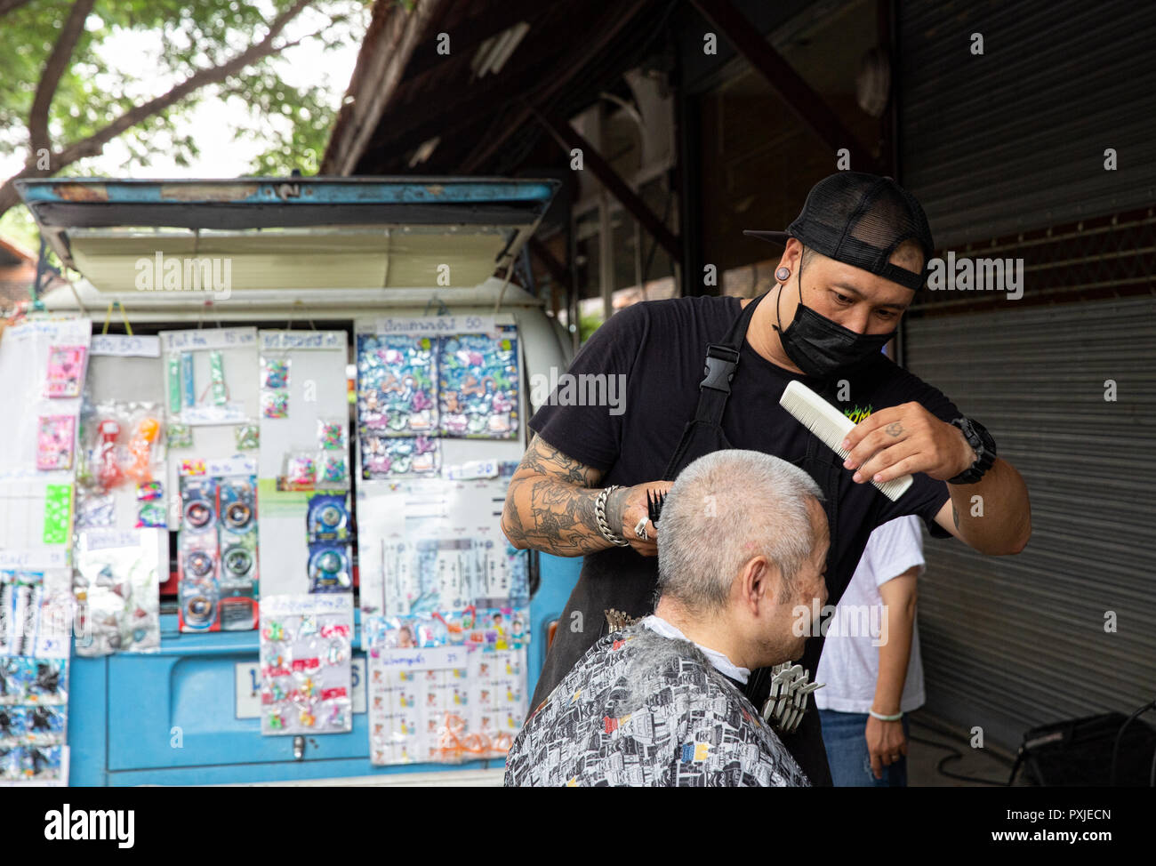 Thailand barber shop hi-res stock photography and images - Alamy