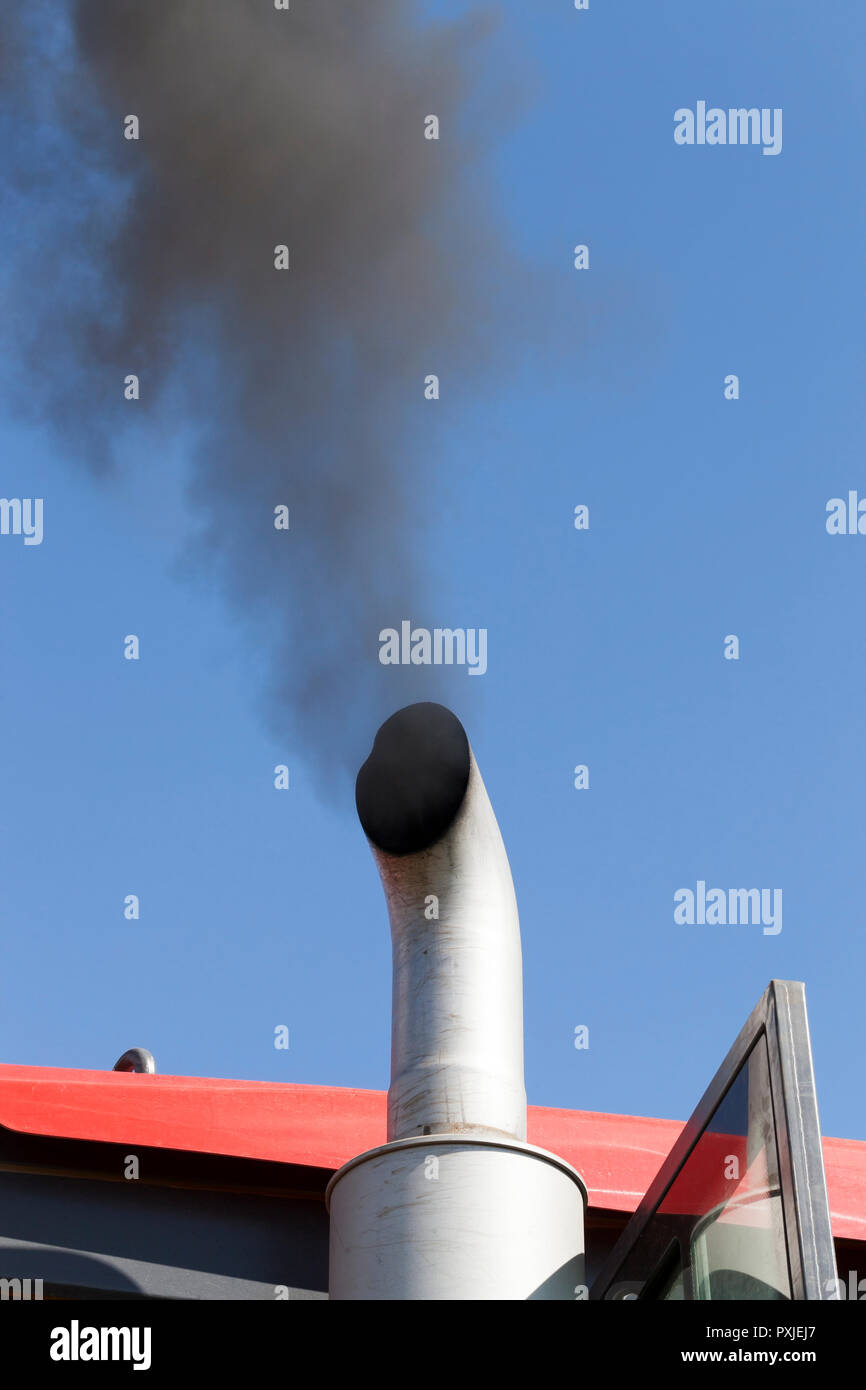 Diesel black smoke engine tractor hi-res stock photography and images ...