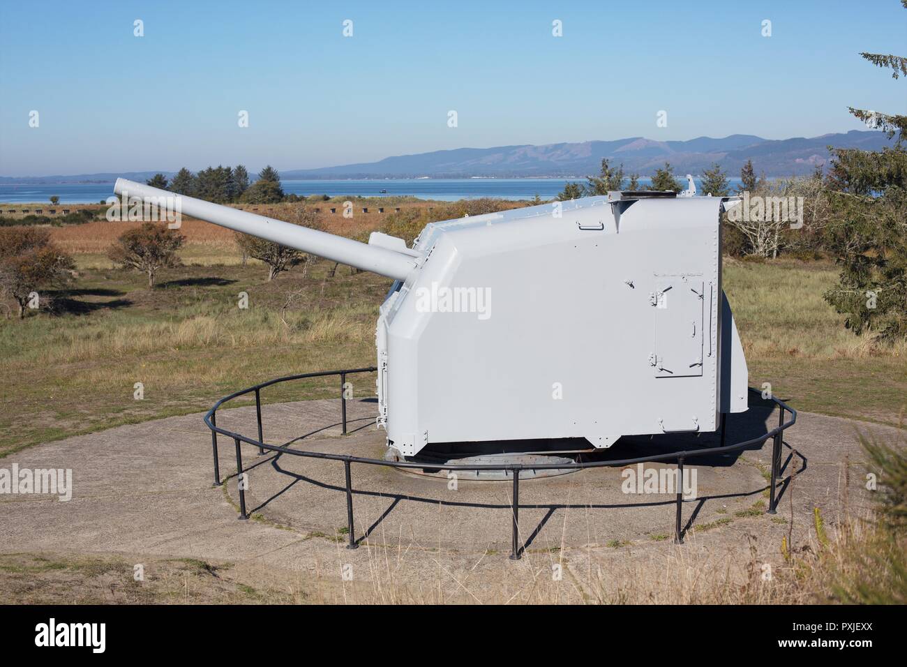 An artillery gun at Fort Stevens in Hammond, Oregon, USA Stock Photo ...