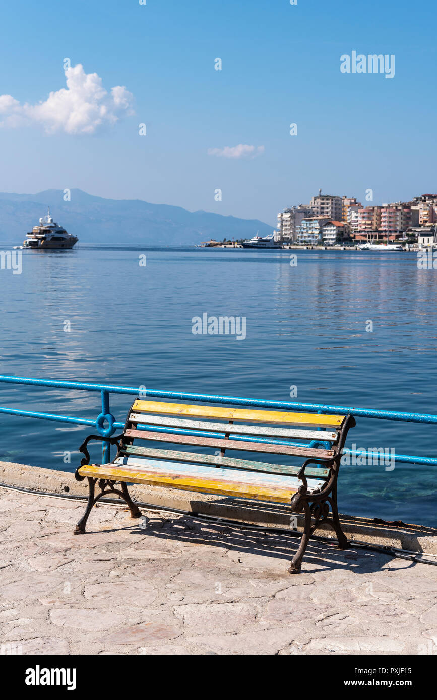 Bench promenade hi-res stock photography and images - Alamy