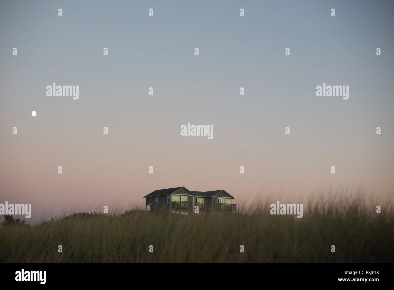 Washington beach with grass hi-res stock photography and images - Alamy