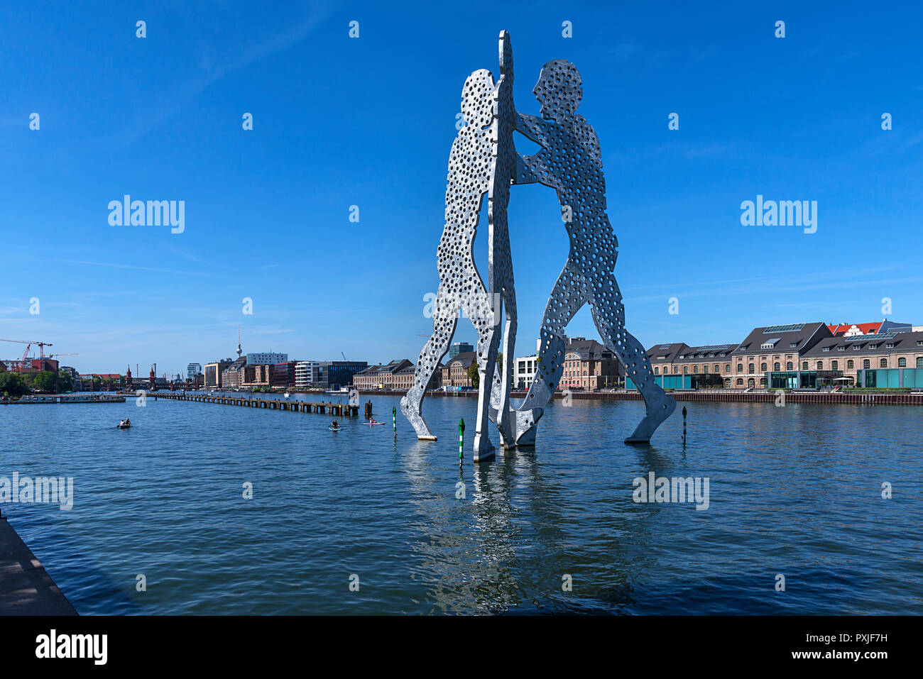 The Molecule Man, monumental artwork in the Spree, created by the ...