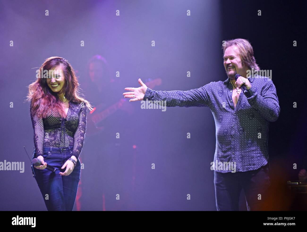 Rome, GA, USA. 19th Oct, 2018. Tyler Reese Tritt, Travis Tritt on stage ...