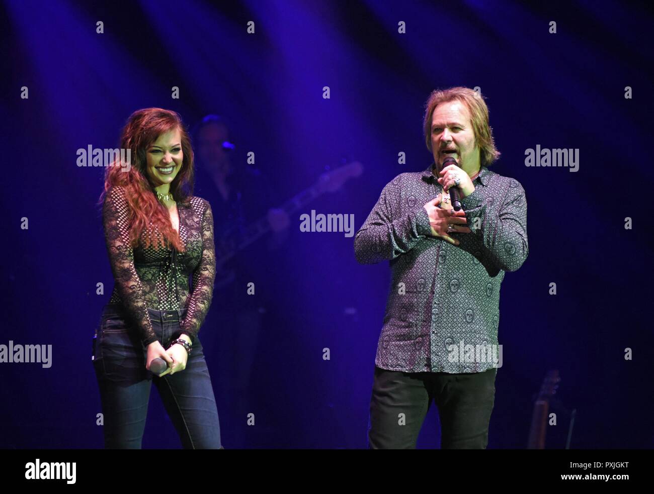Rome, GA, USA. 19th Oct, 2018. Tyler Reese Tritt, Travis Tritt on stage ...