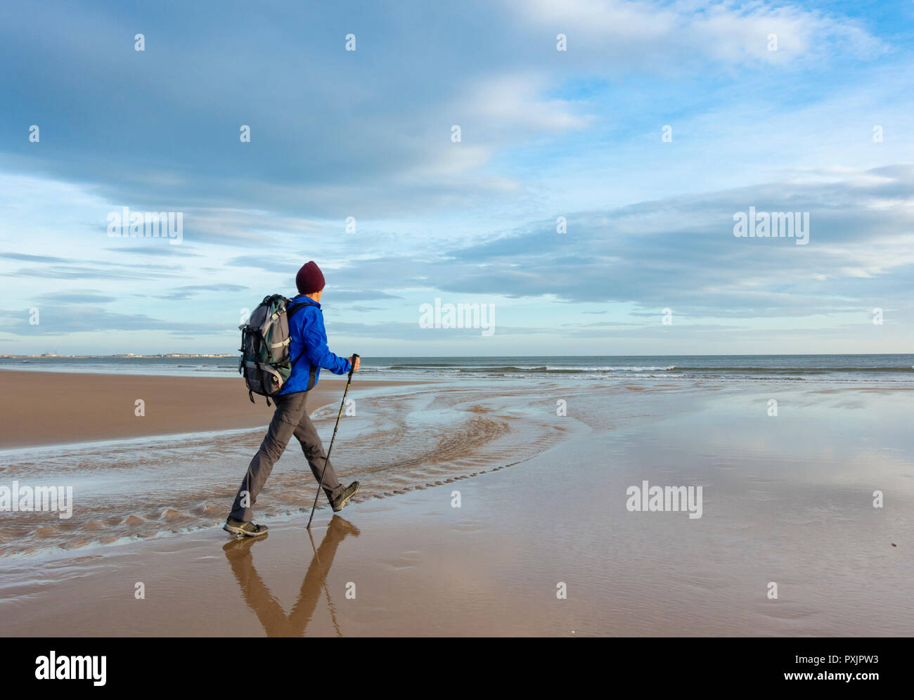 50 mph winds hi-res stock photography and images - Alamy