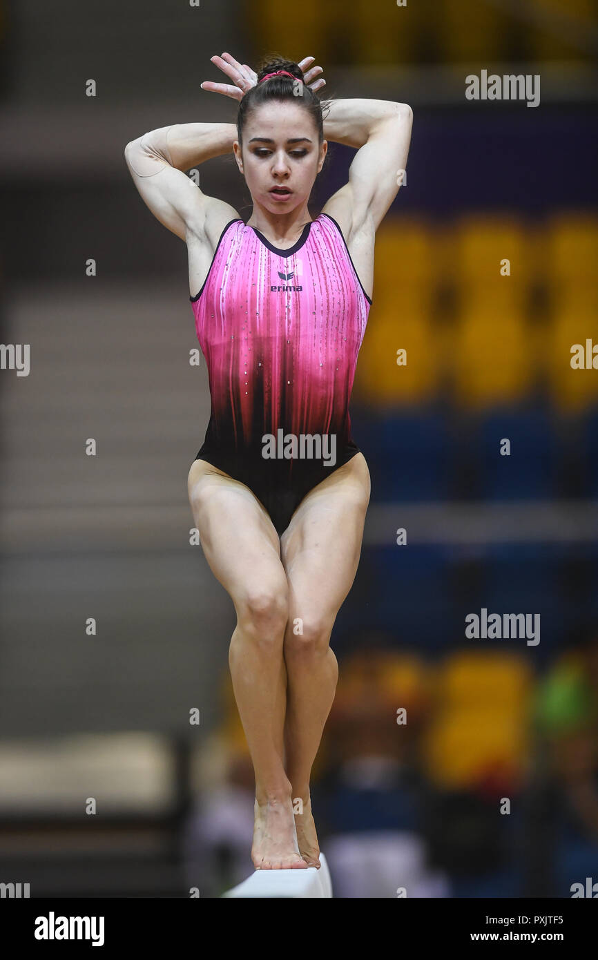 Doha, Qatar. 23rd Oct, 2018. LEAH GRIESSER from Germany practices on ...